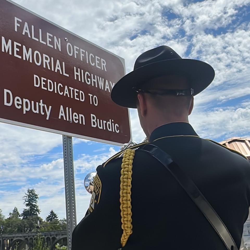 Deputy Allen Burdic Remembered with Memorial Highway Sign — Roseburg ...